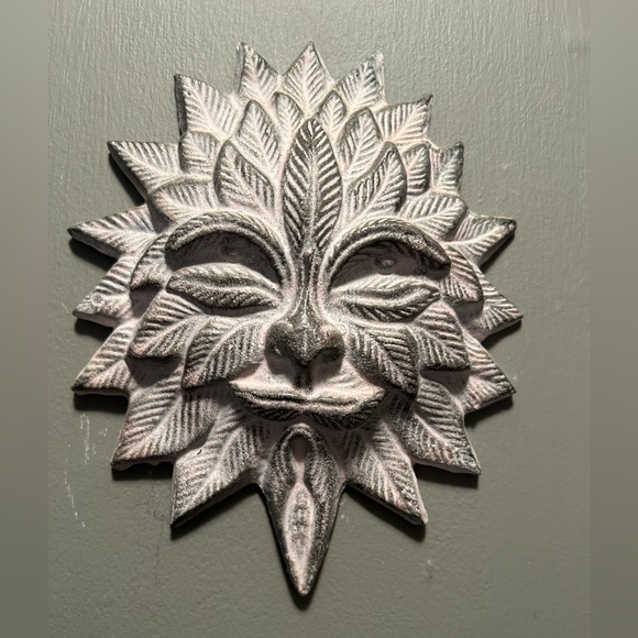 Wall Decor | Ceramic Leaf Face Wall Art | Poshmark